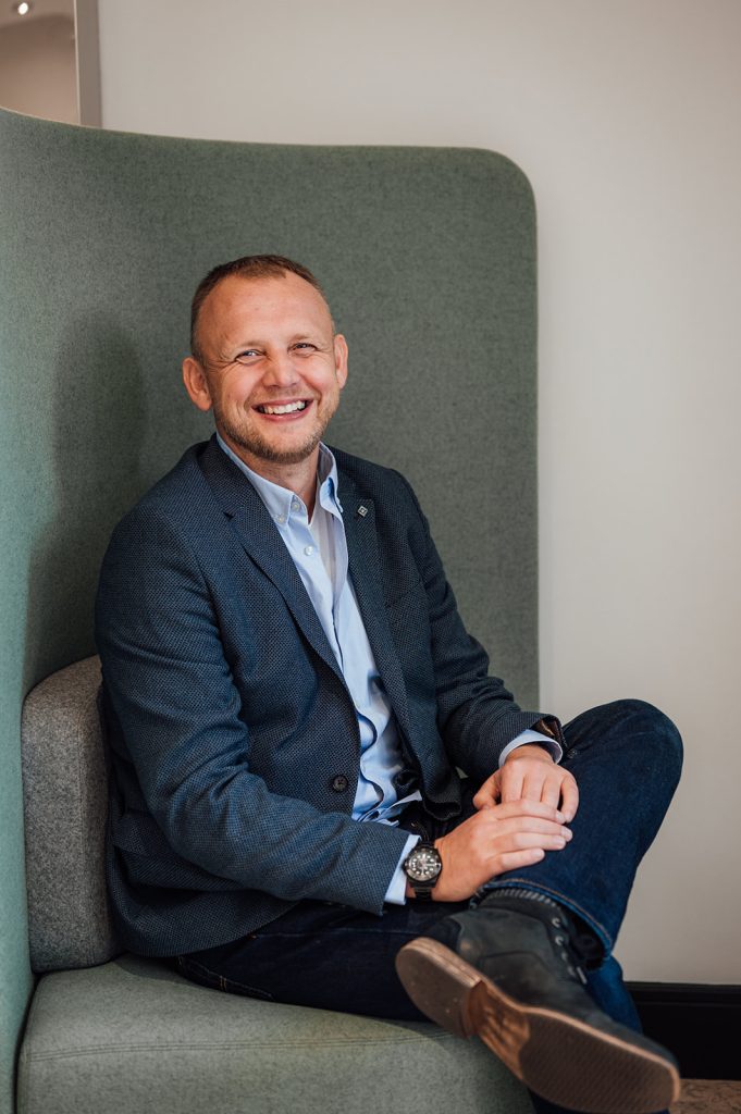 Henry Cole Net Worth: Age, Wife and More... - Daily News